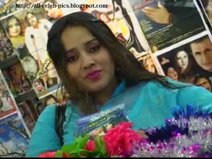 Pashto Actress N Singer Nadia Gul Pictures With Raees Bacha Ι - Sweetny ...