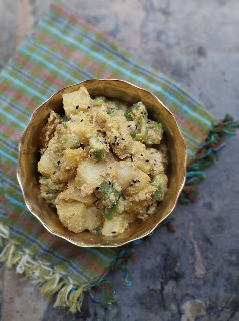 euphoRHEA: Jhinge Aloo Posto - Bengali Ridge Gourd and Potatoes with ...