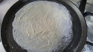 Flavour and Savour - The Food Lovers' blog: Recipe - "Making Popiah Skin"