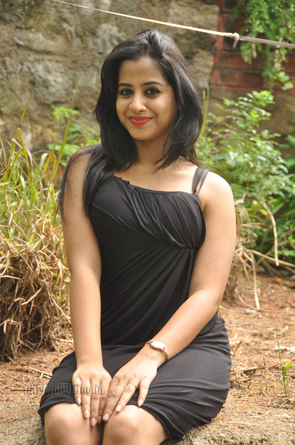 Swathi Dixit latest Glamorous Photo Shoot Gallery