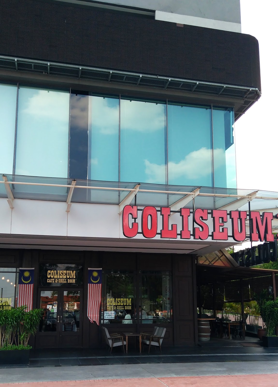 Venoth's Culinary Adventures: Coliseum Cafe @ Petaling Jaya, Selangor