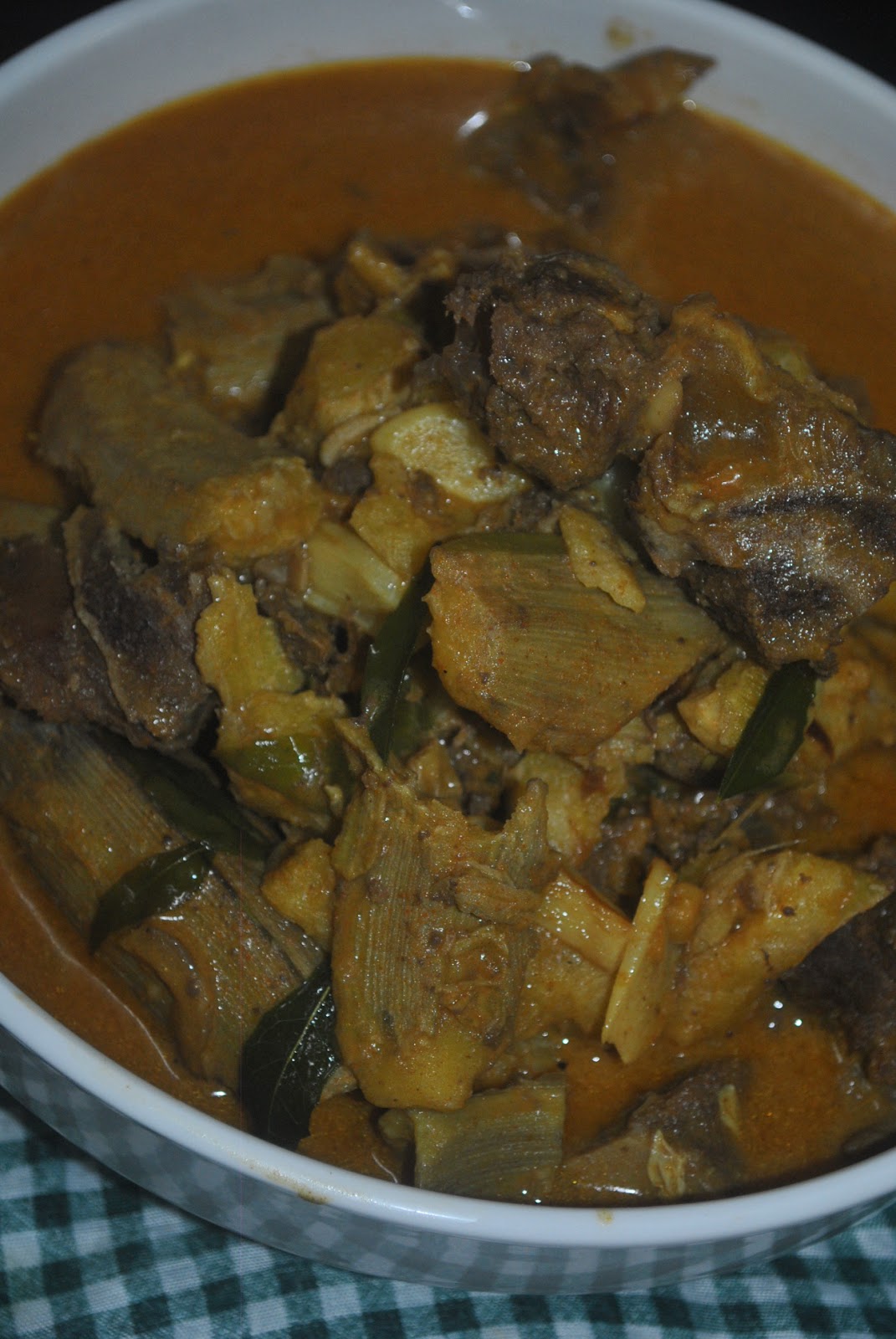 PATYSKITCHEN: GULAI TULANG PISANG MUDA