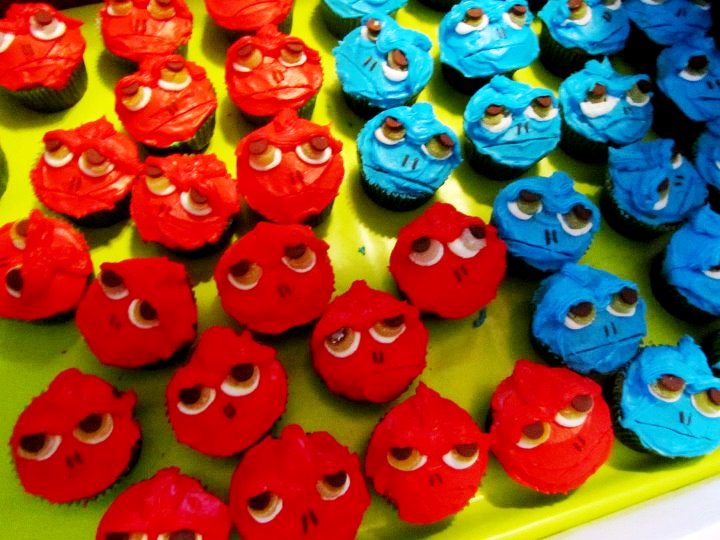 Cherry Bomb Cake Pops & Sweet Shop: Our Work