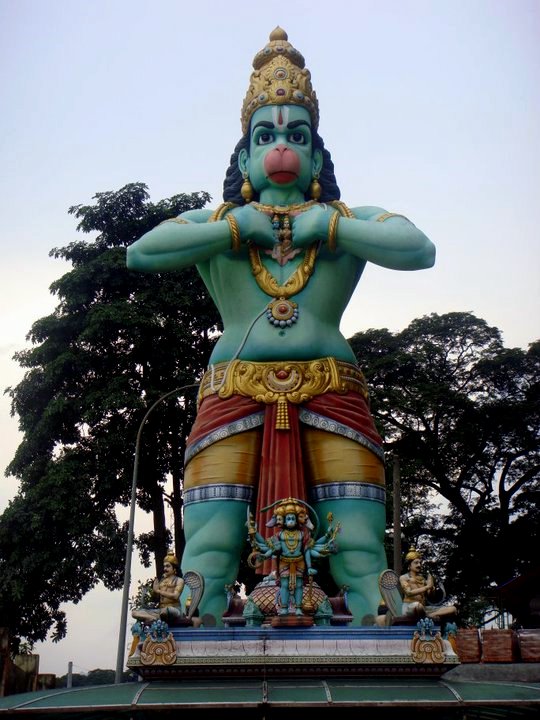 Pinoy Malaysia: Hanuman Green Statue