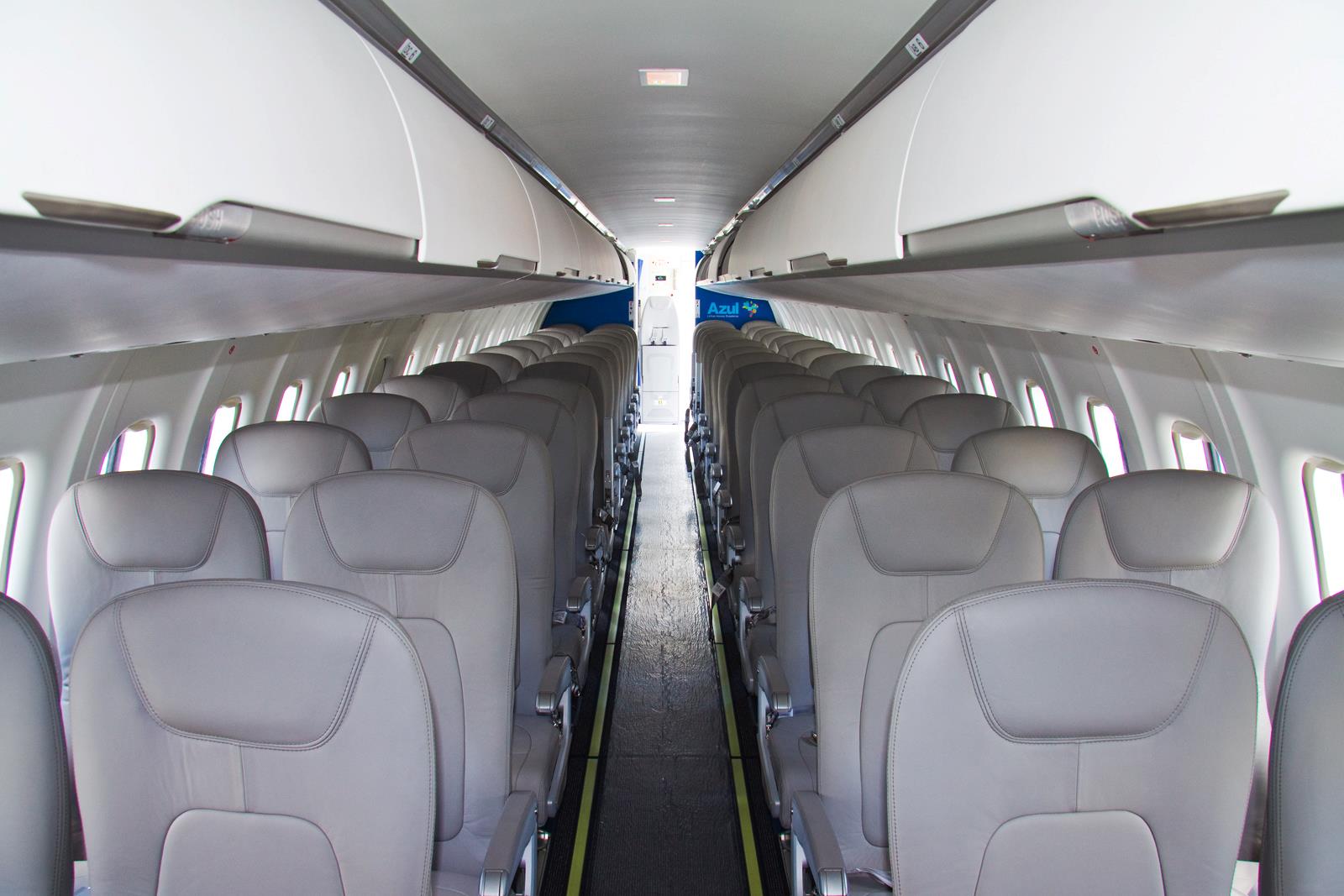 CAIAFAMASTER BLOG: Chega ao Brasil o primeiro ATR 72-600 da Azul Linhas ...