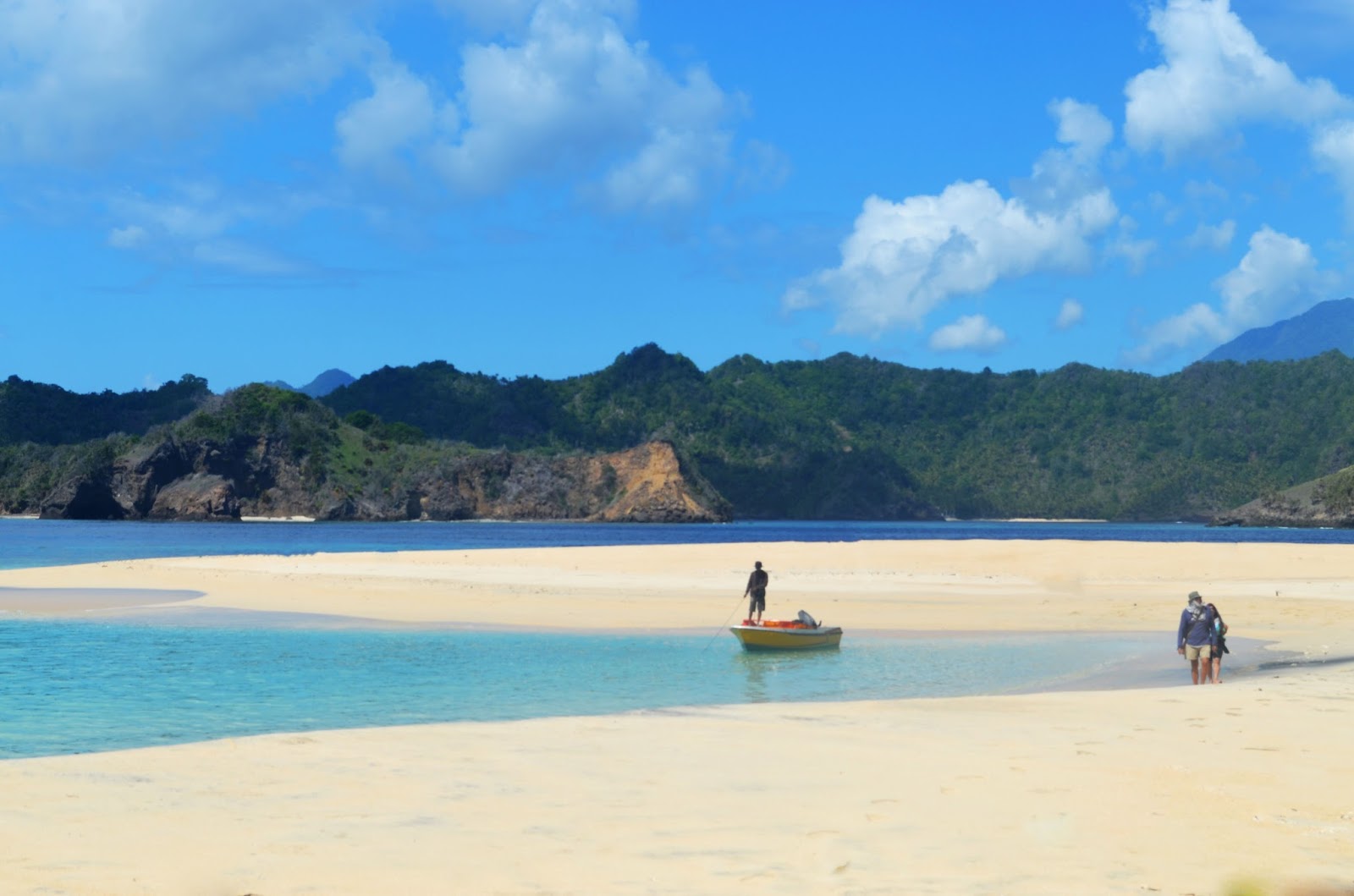 Daftar Objek Wisata Pulau Siau yang Popular