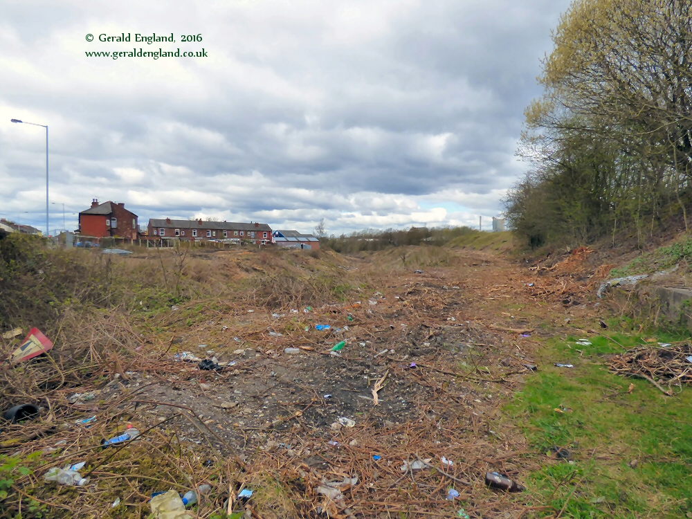 Stockport Daily Photo: Bredbury Curve