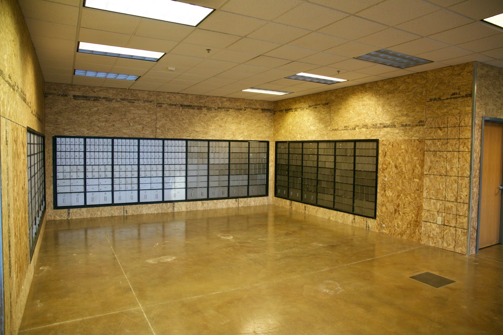 Shoreline Area News: New (temporary) post office is open for business