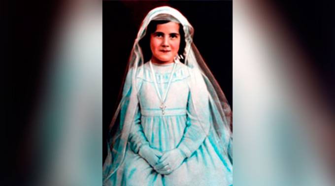 ® Blog Católico Gotitas Espirituales ®: MARÍA DEL CARMEN GONZÁLEZ VALERIO