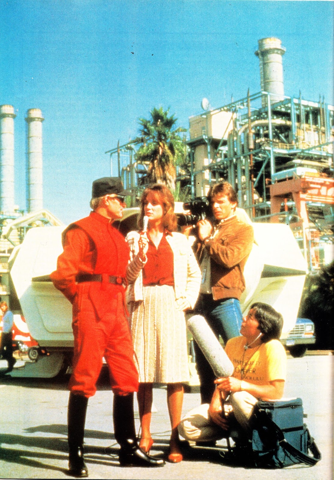 STARLOGGED - GEEK MEDIA AGAIN: 1991: 'V' in TV ZONE MAGAZINE (VISUAL ...