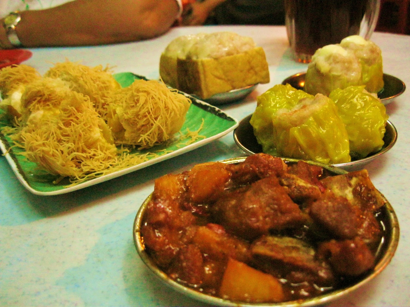 Loon82: Late night snacks : Restoran Sing Pao Dim Sum @ Old Klang Road
