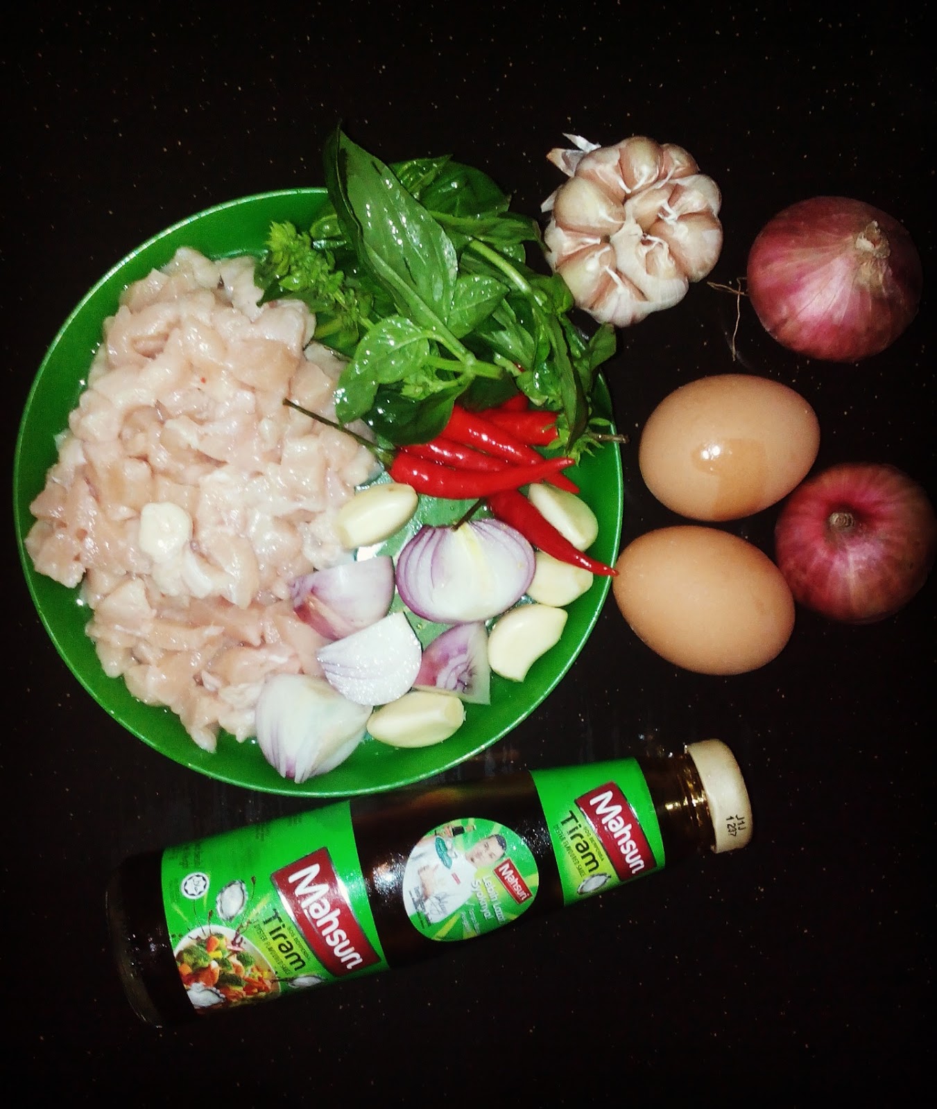 PERIUKRINJING EYNA: NASI PAKAPAU AYAM