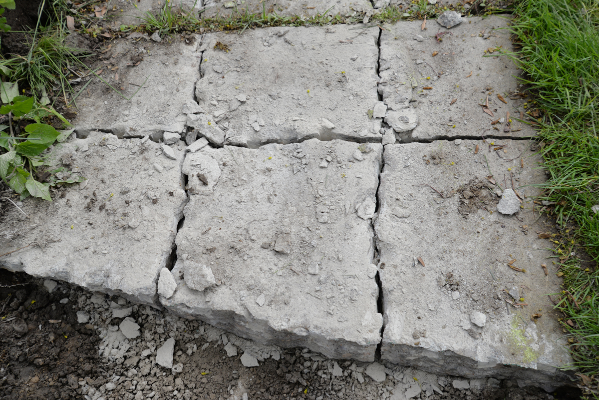 Project Walkway: How To Build A Walkway With Pavers - Rambling Renovators