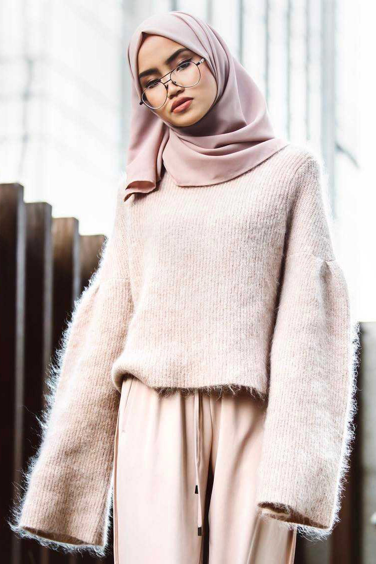Kumpulan Foto Cewek Cantik Berkacamata Berjilbab Terbaru Dzargon