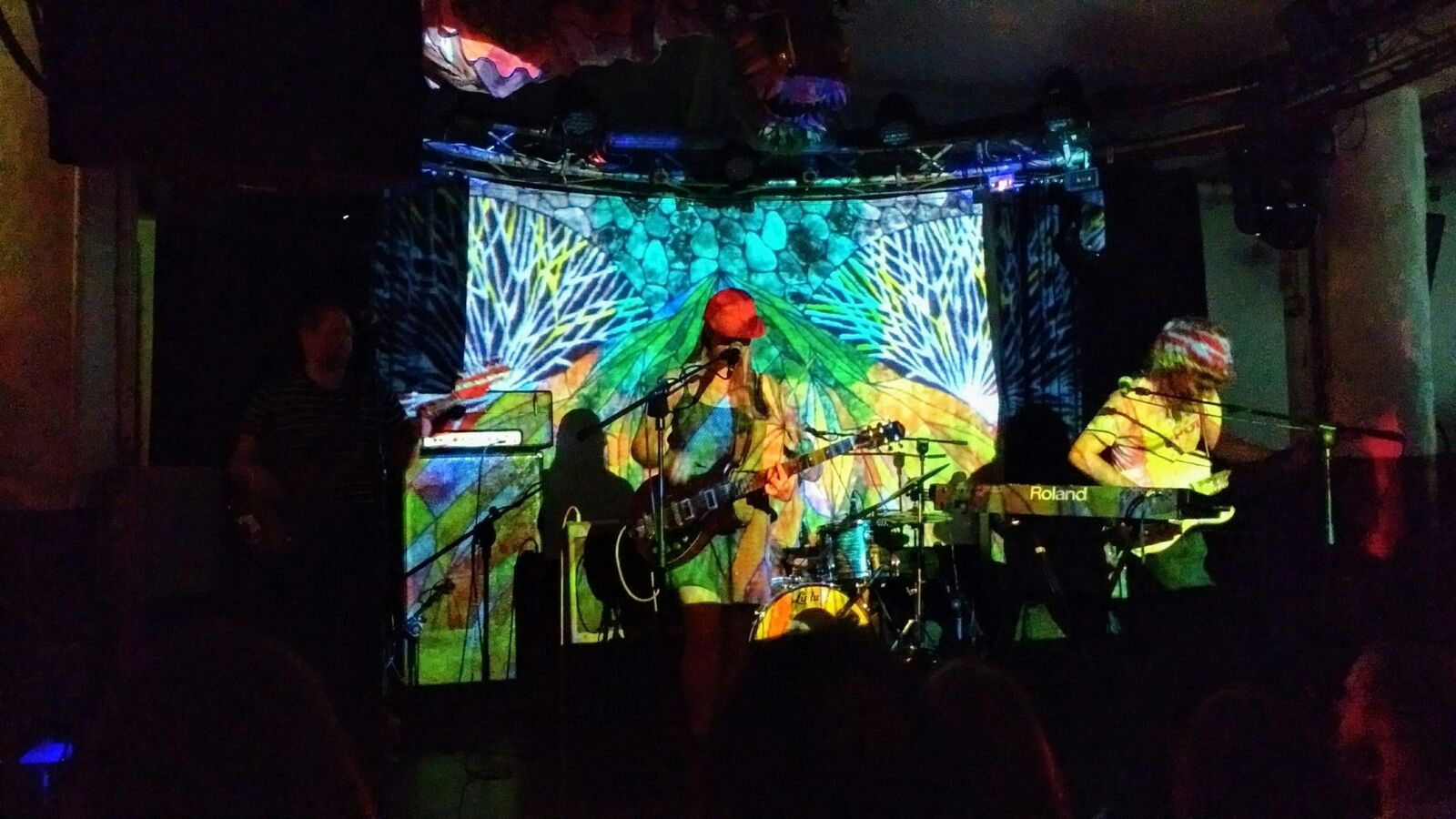 After Musiic: Mad Vibes 2017, el poder lisérgico de la psicodelia ...