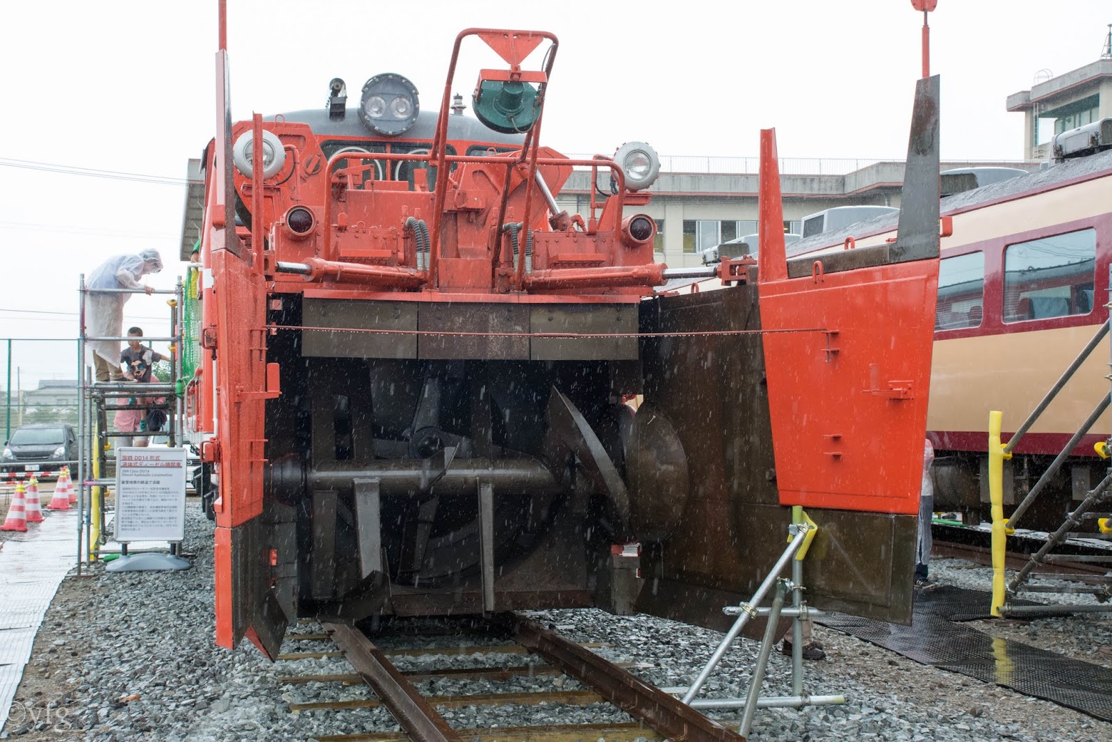 鐵道単見: 新津鉄道資料館 485系DD14形特別公開