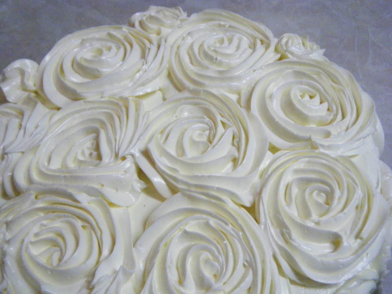Cakessica: Buttercream Roses