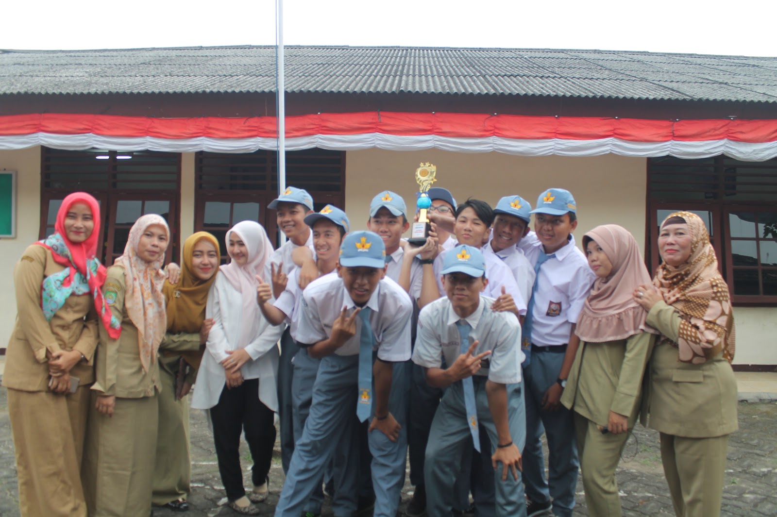 Paskibra SKh YKDW 02