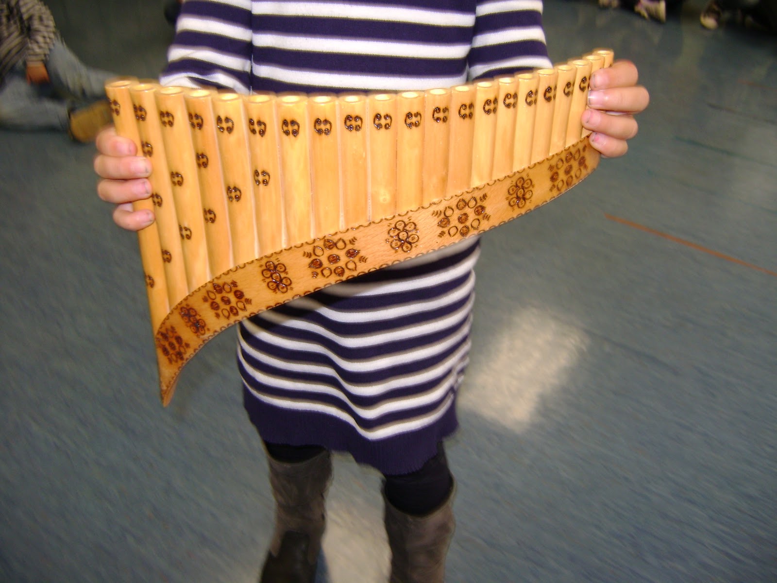 MUSICA EN RIOMAR: SIRINGA o FLAUTA DE PAN