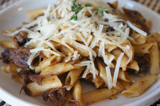 Gourmet by Kat: Braised short rib with penne pasta