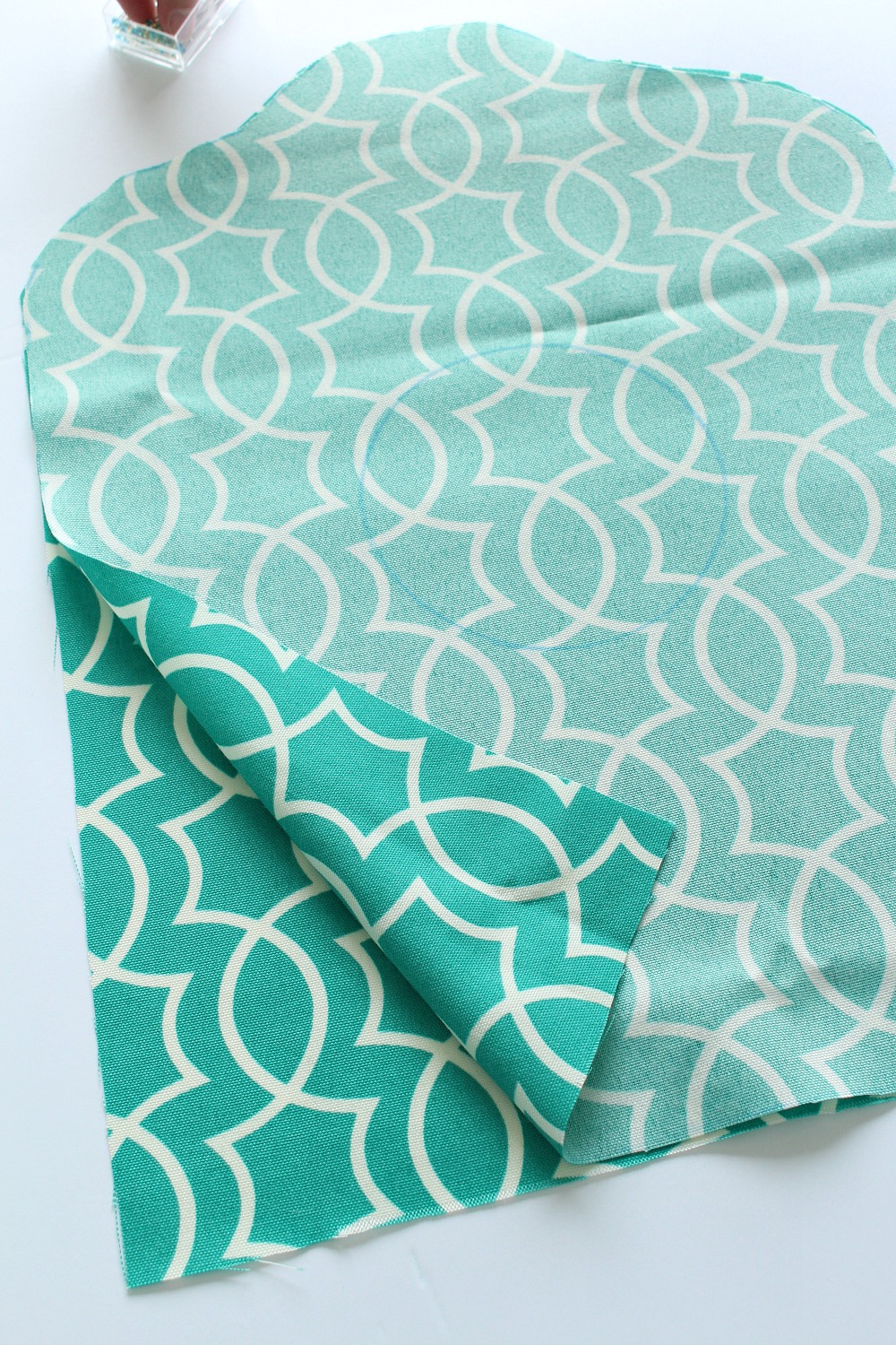 How to Sew a DIY Clothespin Bag (DIY Clothespin Holder) | Dans le Lakehouse