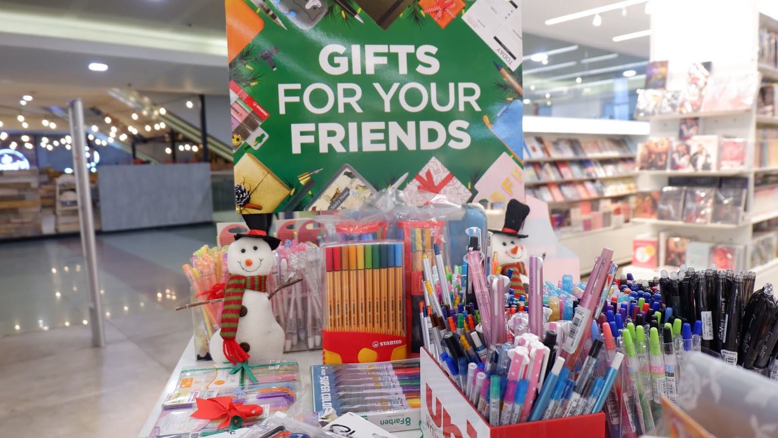 Shopping For Meaningful Gifts At National Book Store - Mommy Practicality