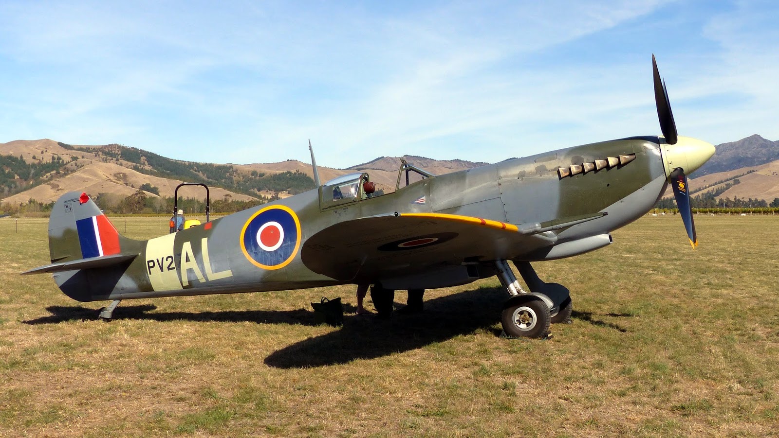 NZ Civil Aircraft: The three Spitfires