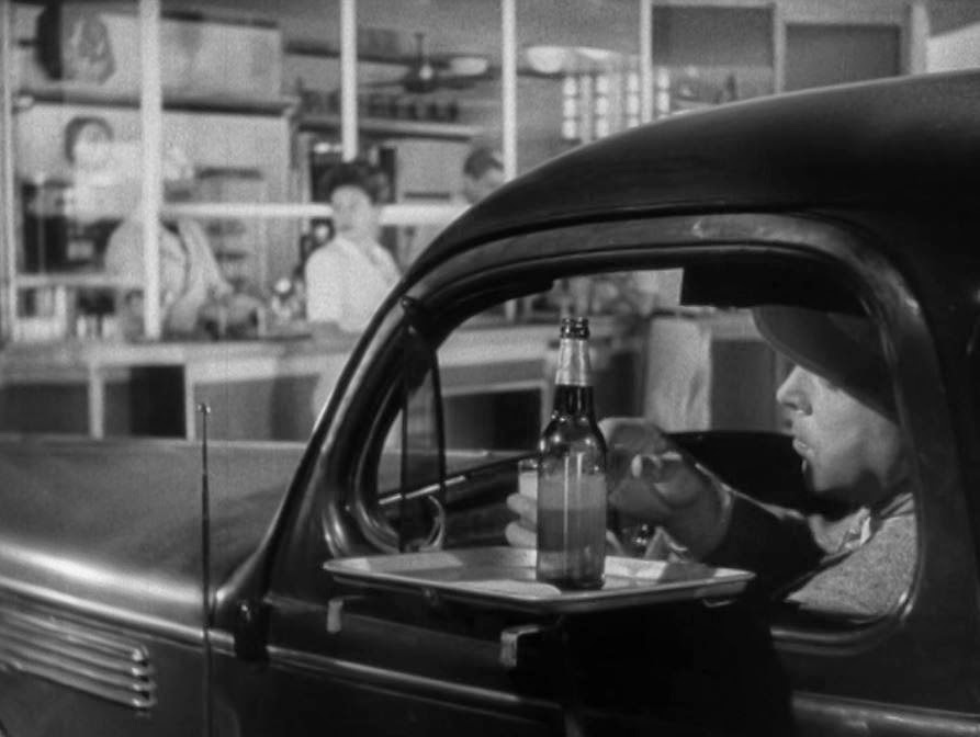 How Did Walter Neff Change His Mind in Double Indemnity? - Film Noir