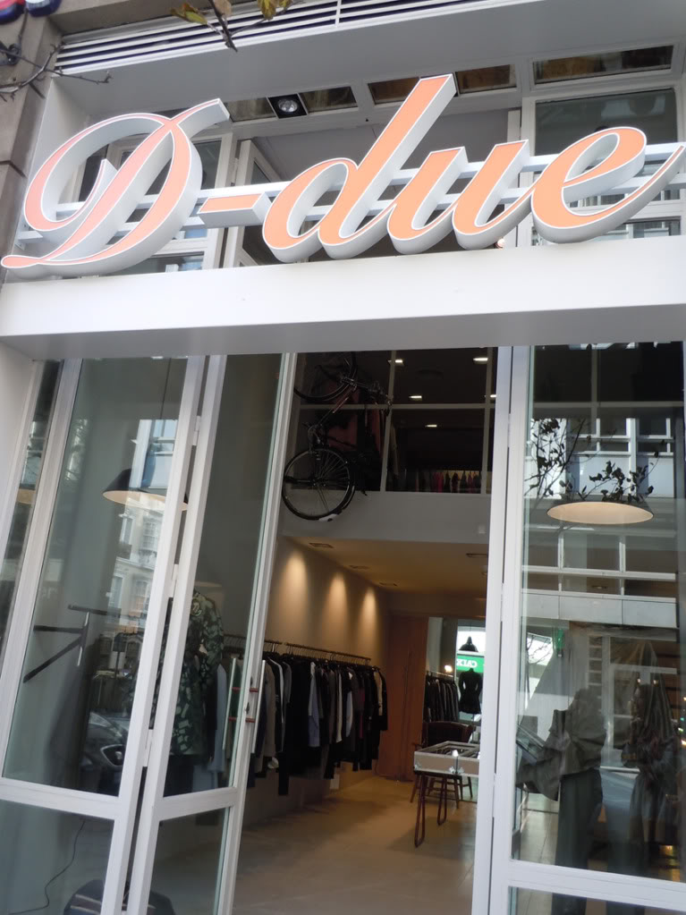 l´oiseau: D-DUE cambia de lugar en La Coruña.