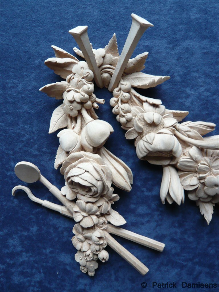 ORNAMENTAL WOODCARVER Patrick Damiaens: High-relief carvings in ...