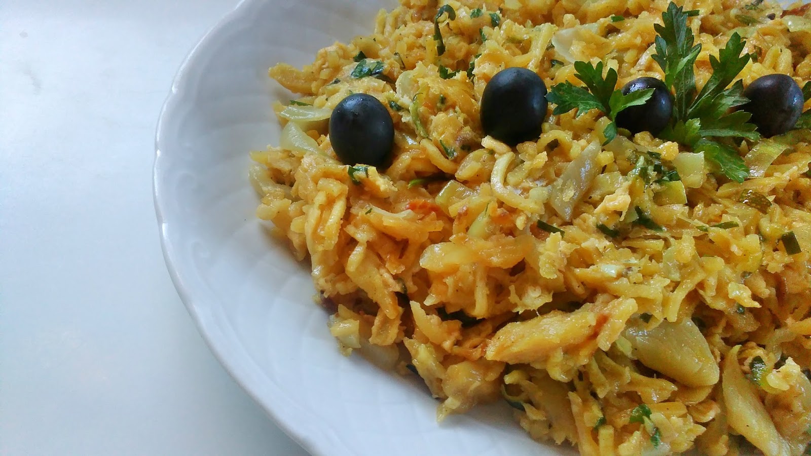 Da Panela para o Coração : Bacalhau à Brás com courgette e cebolinho