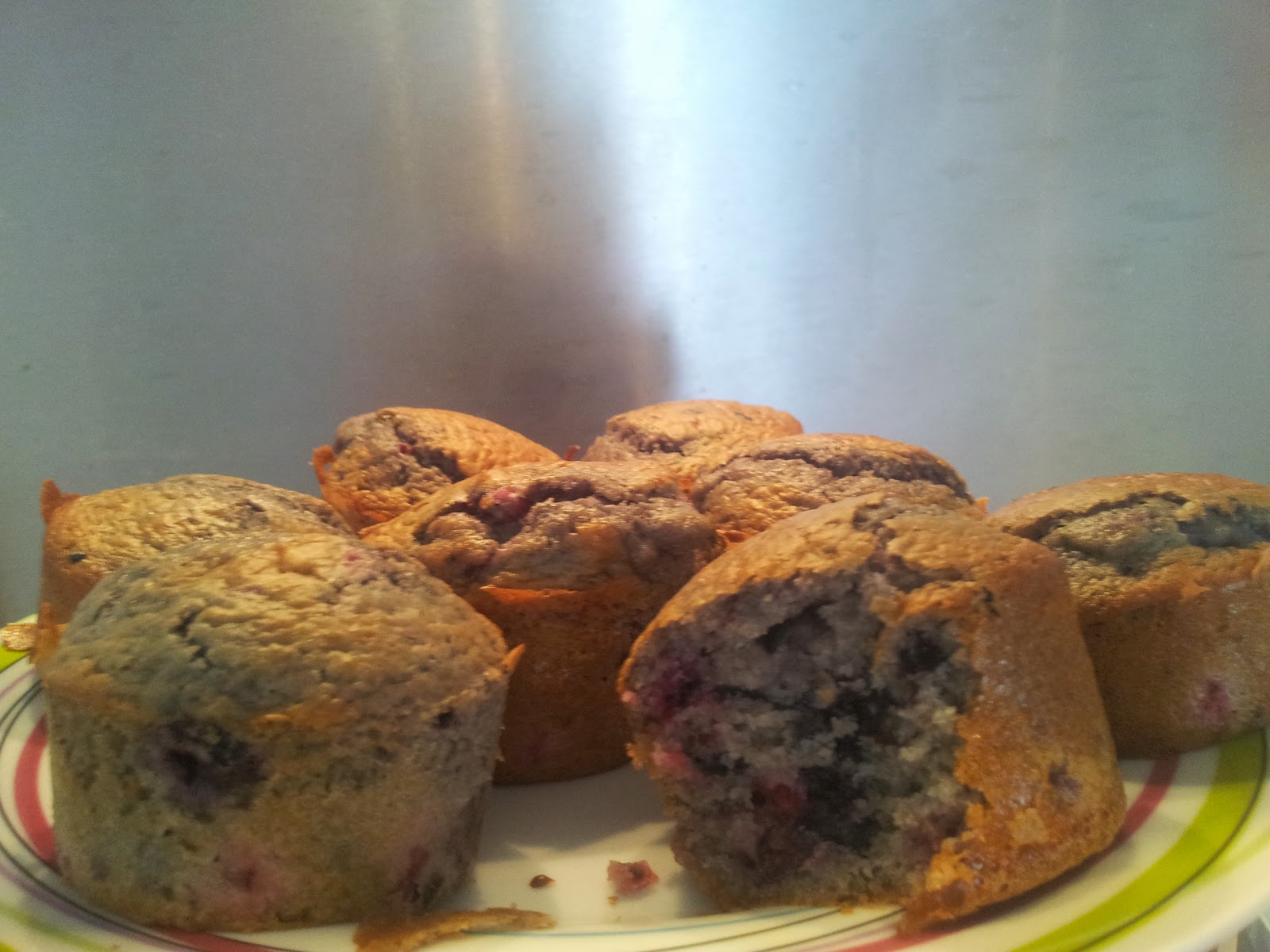 Les recettes d'Emy : Muffins aux fruits rouges by la fabrique à menus