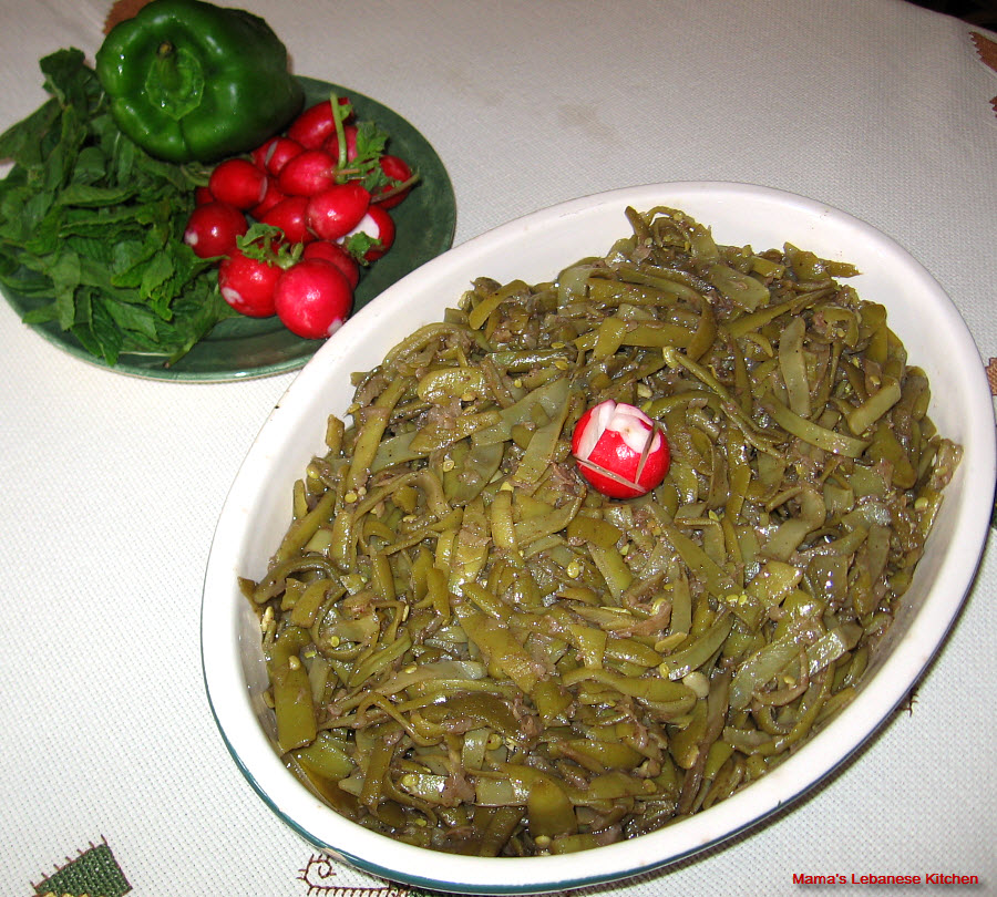Green Beans and Olive Oil Saute – Loubieh Bi Zait Recipe | LEBANESE RECIPES