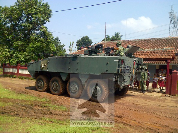 Unjuk Kehebatan Ranpur Anoa dan Terrex di Cipatat | Strategi Militer ...