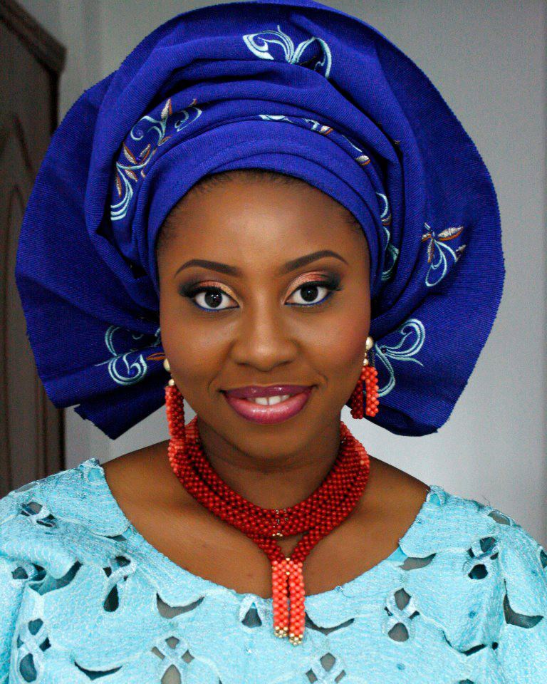 House of Dara: Doing the Gele Thing
