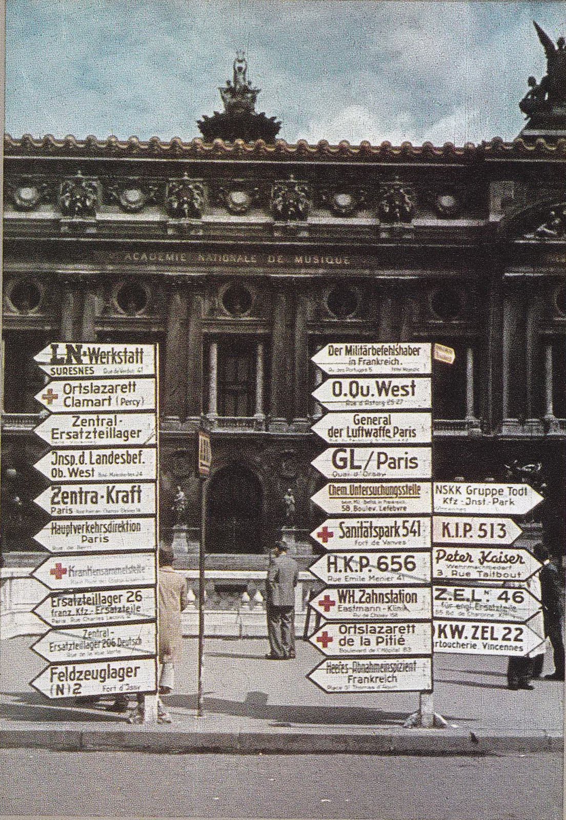 Third Reich Color Pictures: Road Signs In World War II