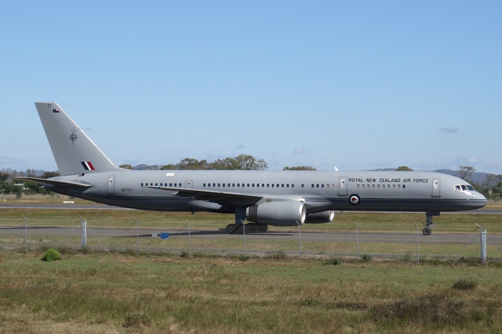 Central Queensland Plane Spotting: A Couple More Photos of RNZAF B757 ...