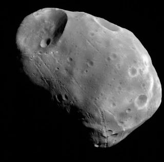 Alien Monolith On Phobos Was Put There By Aliens - Buzz Aldrin