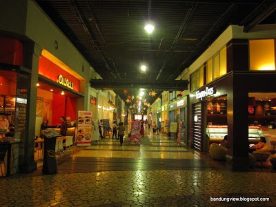 Paris Van Java Bandung | aneka pasar di indonesia