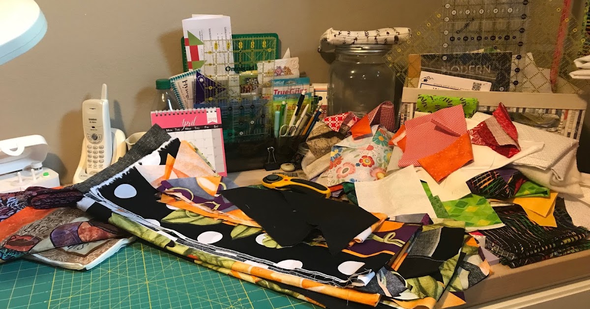 My Sewing Room: Digging into the mess