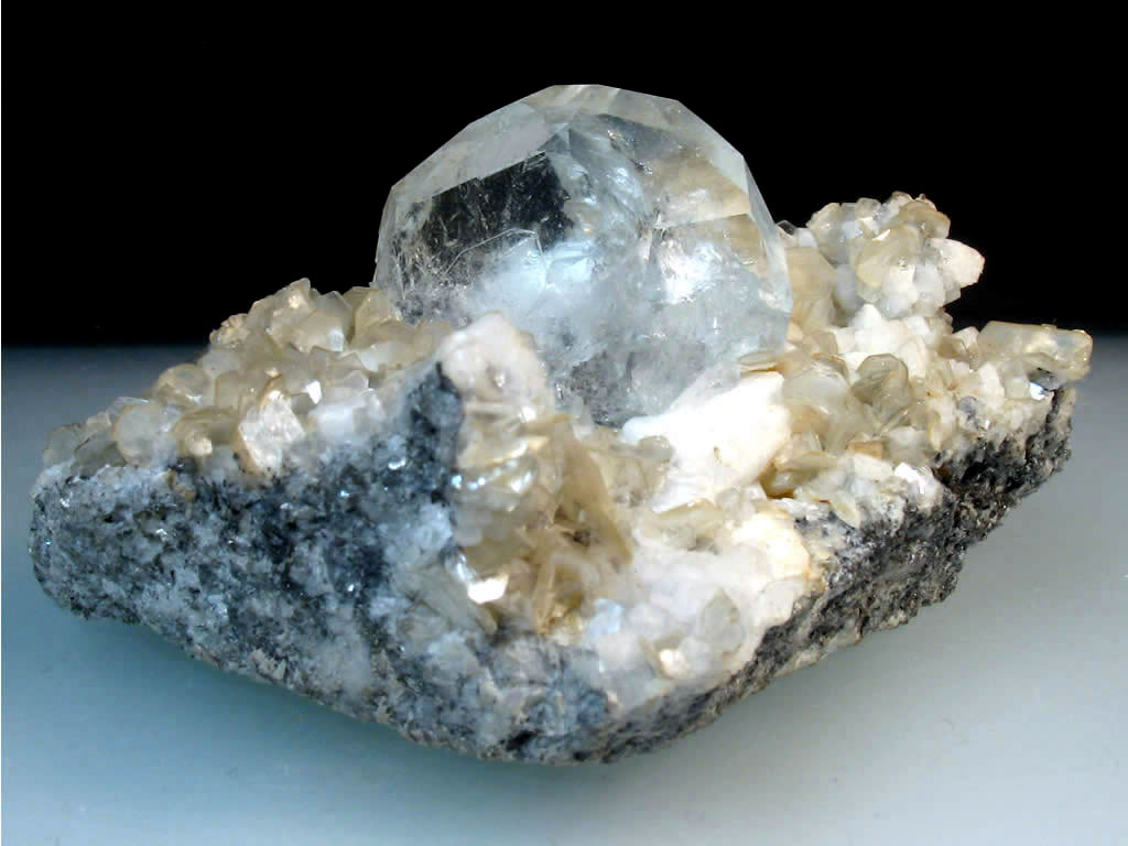 Learning Geology: Goshenite