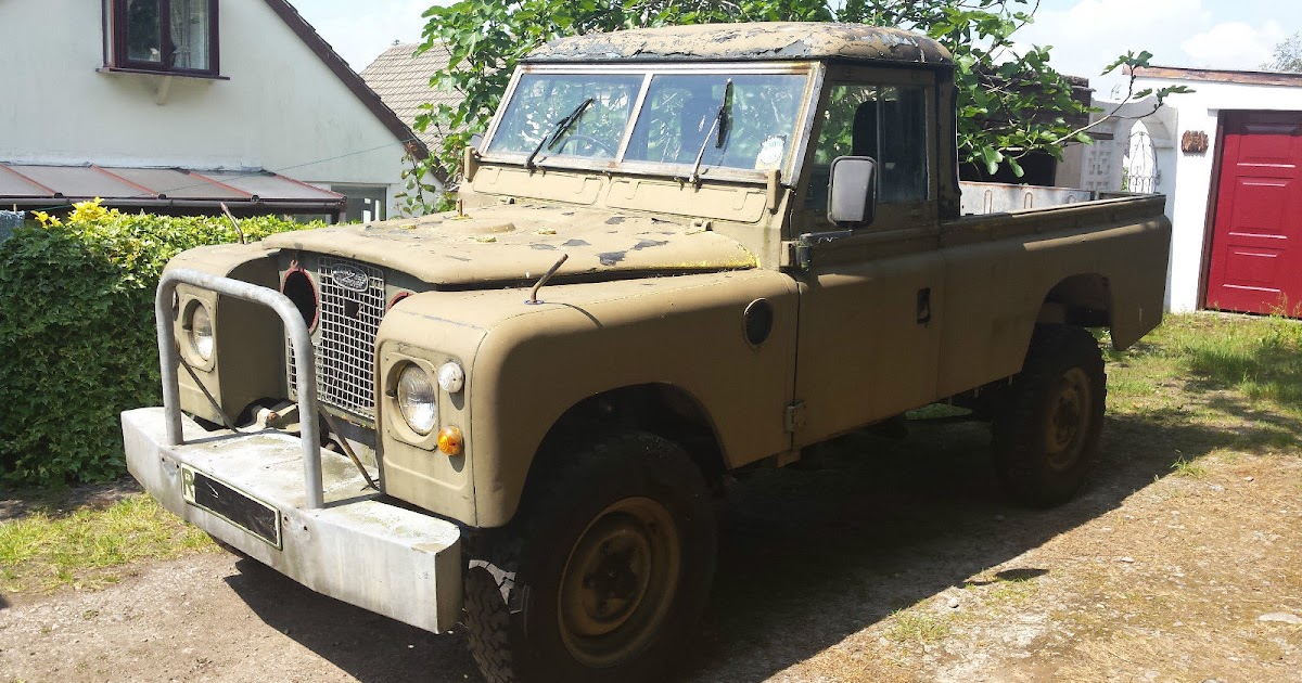 Landrover Defender: Land Rover Series 3 109 Pick Up Tax Exempt