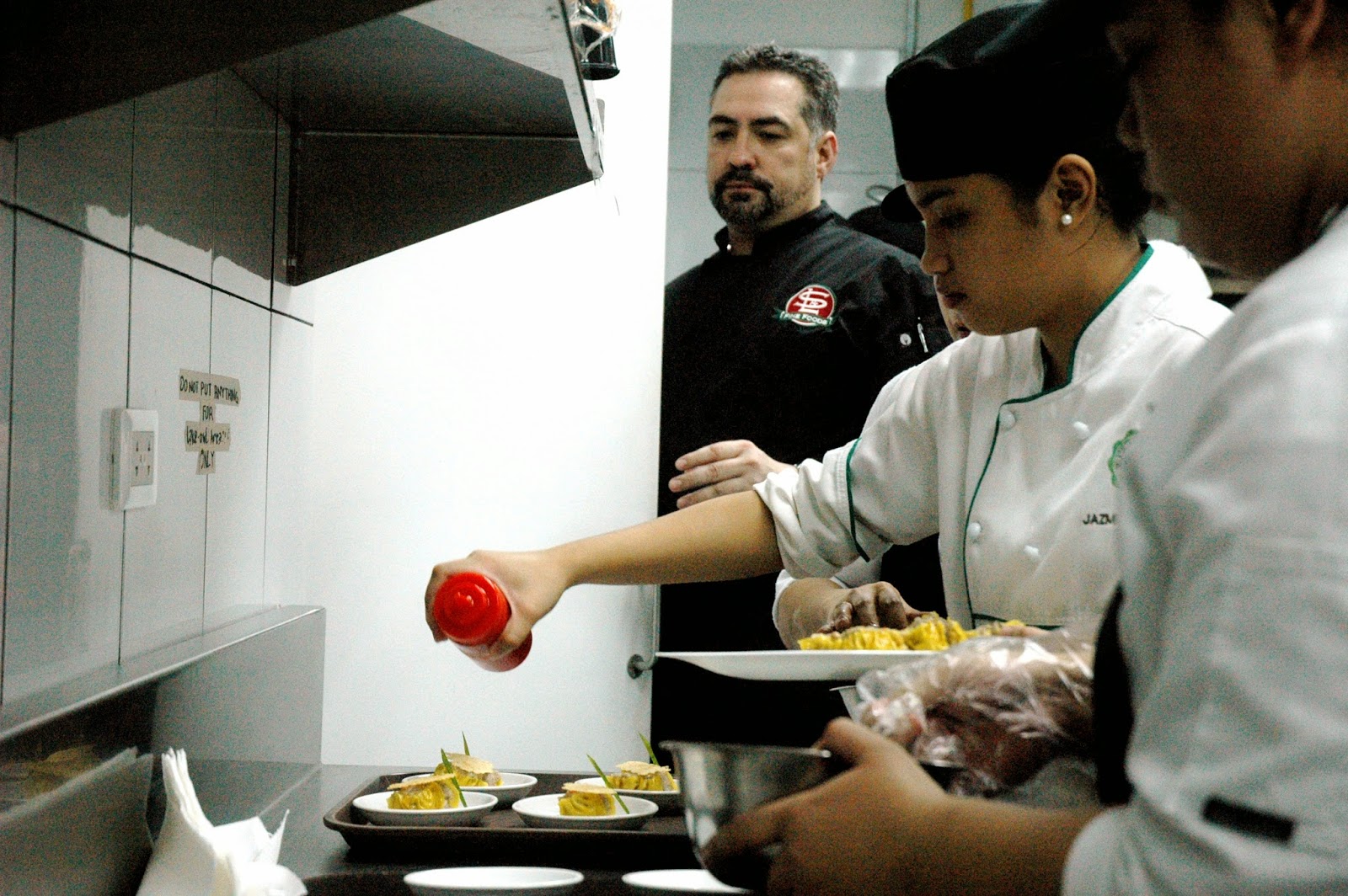 DUDE FOR FOOD: An Inside Look: Chef Philip Golding at Red Panda
