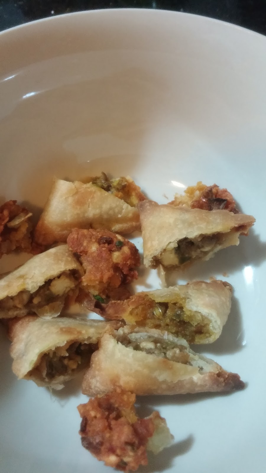 Jay Chalam's Kitchen: Burmese Samosa Soup