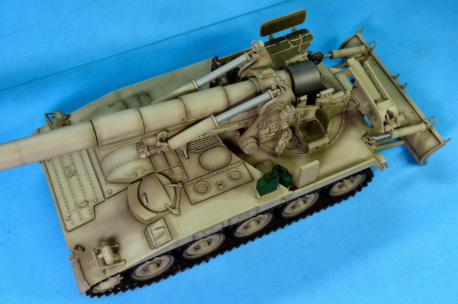 Plastic Models on the Internet: Military vehicles vol.18: M110A2