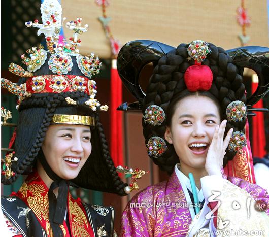 Dn@ bLoG: Keakraban Dong Yi & Queen Inhyeon