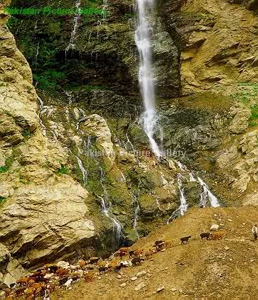Naran Kaghan Waterfall ~ View World Beauty