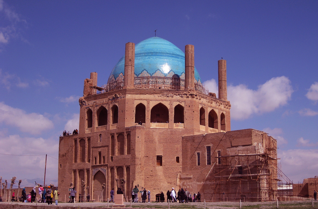Uppersia Iran Travel blog: The glorious Soltaniyeh dome.