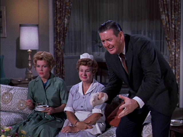 Cultureshark: Hazel the Early Years: "What'll We Watch Tonight?" Part 2