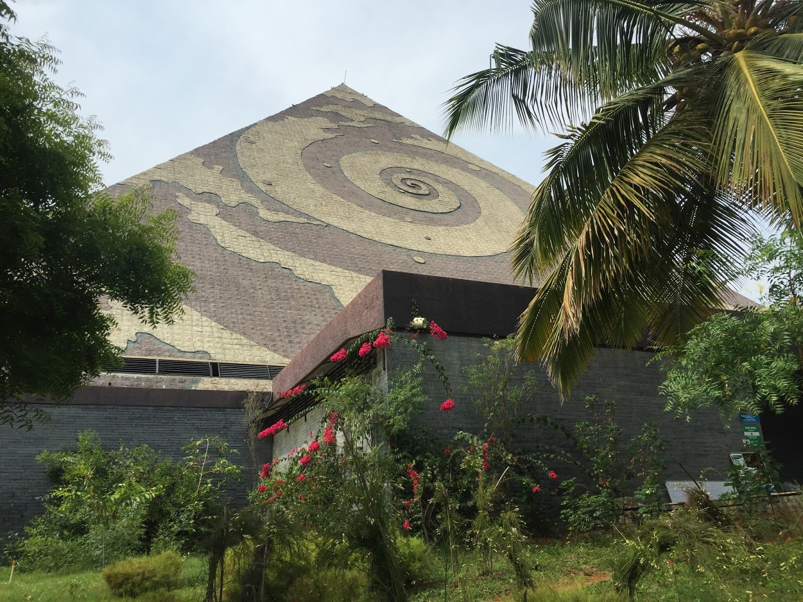 Pyramid Valley, Kanakpura: How To Reach, Best Time & Tips